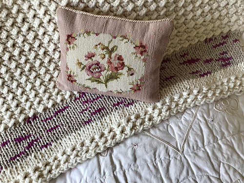 Ravelry: The Lark Baby Blanket pattern by Marie Perry