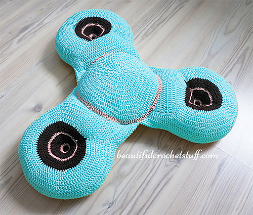 Ravelry: Crochet Spinner pattern by Jane Green