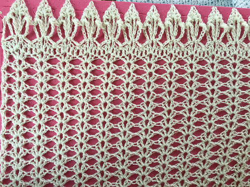 Ravelry: Pemberley Shawl pattern by Kristine Mullen