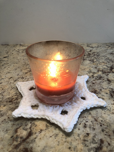 Ravelry: Ara Candle Trivet pattern by Kristine Mullen
