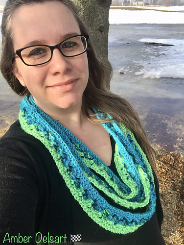 Ravelry: Ivy Lane Infinity Scarf pattern by Ashley Edmonds
