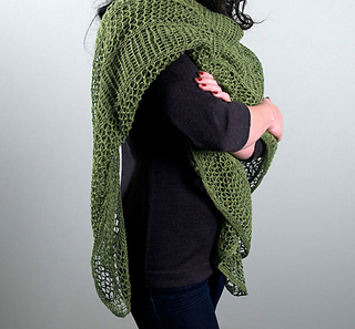 Ravelry: Olive Flycatcher Shawl pattern by Americo Original Design Team