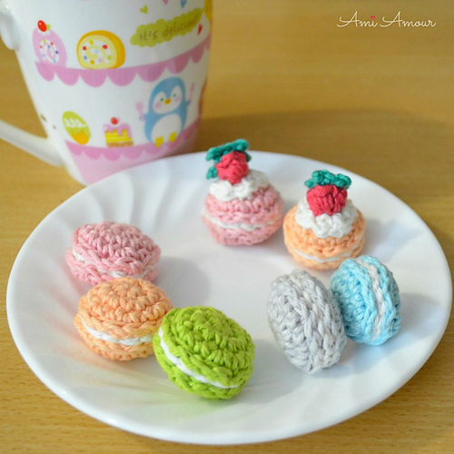 Ravelry: Macaron with Toppings pattern by Ami Amour