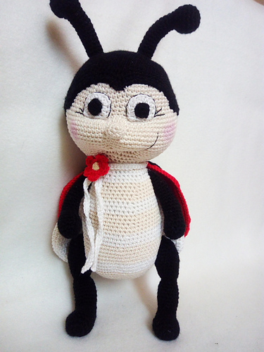Ravelry: Dotty the ladybug pattern by Ami By D