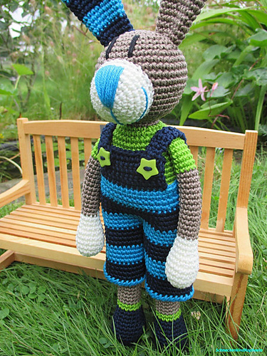 Ravelry: Tom Hase pattern by Schneckenkind-Raphaelo