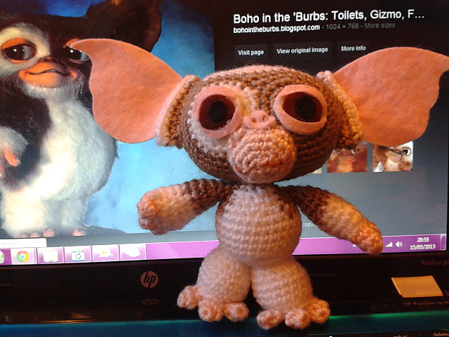 Ravelry: Gizmo pattern by Ruth Jepson