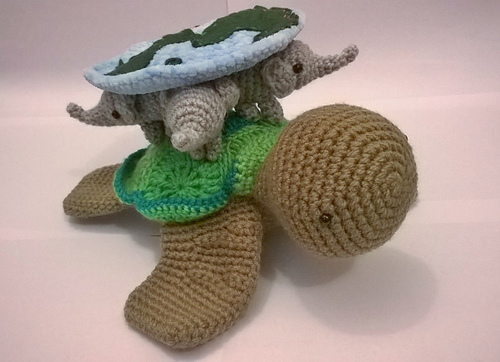 Ravelry: Discworld Great A'tuin pattern by Ruth Jepson