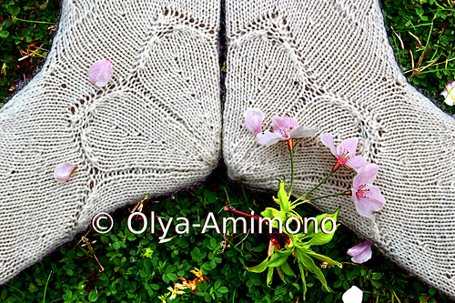 Ravelry: Sakura Amimon Socks pattern by Olya Amimono