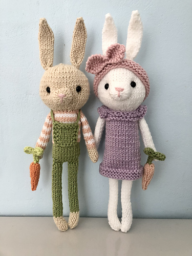 Ravelry: Little Knit Bunnies pattern by Amy Gaines