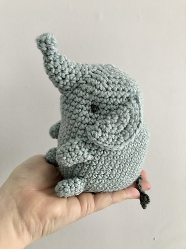 Ravelry: Elephant pattern by Amy Gaines
