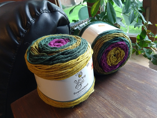 Ravelry: Yarn Bee Sugarwheel
