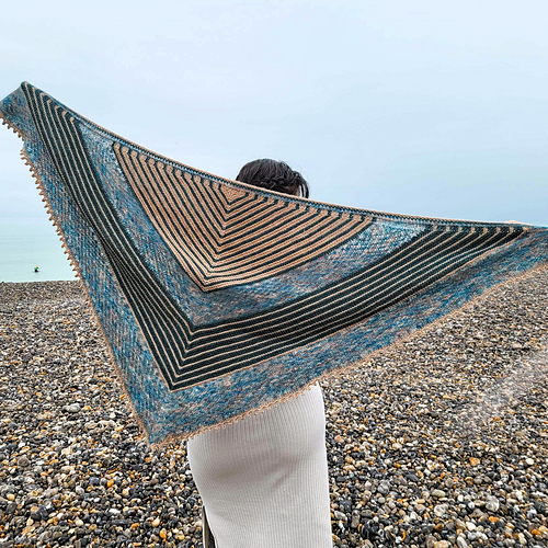 Ravelry: Sérényté pattern by Anaïs Louve