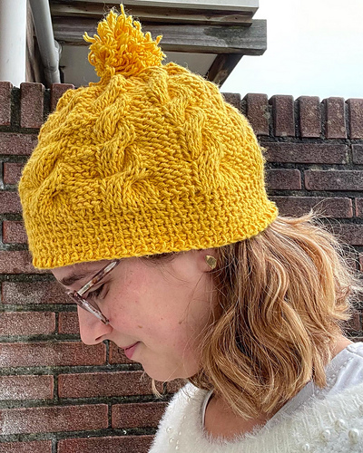 Ravelry: Cosy Cabled Beanie pattern by Hayley Joanne Robinson