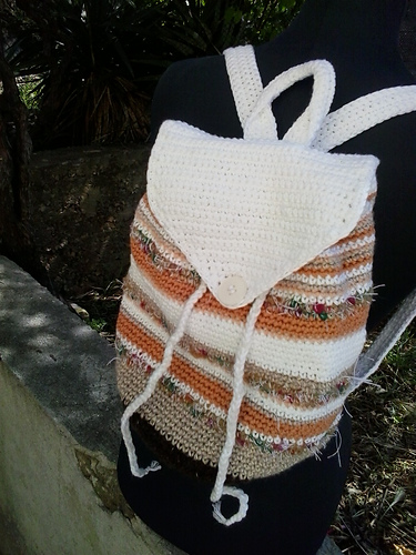 Ravelry: Striped Backpack pattern by Pletionica