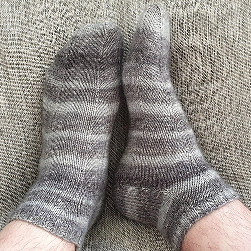 Ravelry: Hugo pattern by Stefanie Bold