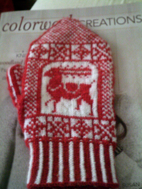 Ravelry: Andaren's Reindeer Mittens