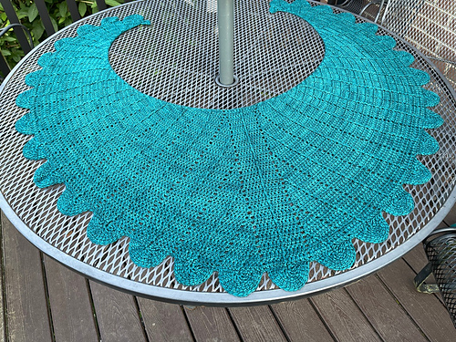 Ravelry: Lark wings shawl pattern by Andrea Cretu