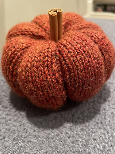 Ravelry: Pepo Pumpkin Patch pattern by Sandra Magalhães