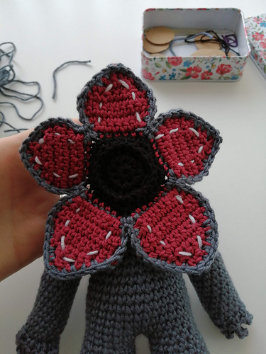 Ravelry: Stranger Things Demogorgon pattern by Andrea Leek