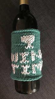Ravelry: Wine Bottle Cozy - Wine Time pattern by Angel Addy