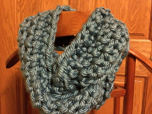 Ravelry: Ocean Waves Cowl pattern by Angela Steffen