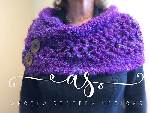 Ravelry: Cafe Cowl pattern by Angela Steffen