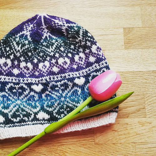 Ravelry: 142-5 Montreal pattern by DROPS design