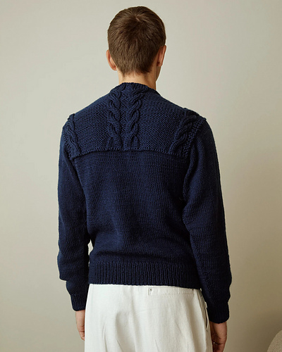 Ravelry: Jonathan pattern by Helena Wieser