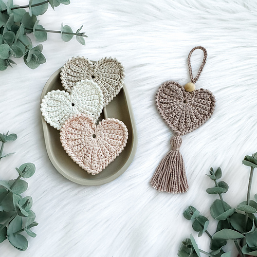 Ravelry: FREJDIS Heart pattern by Malin Fredriksson