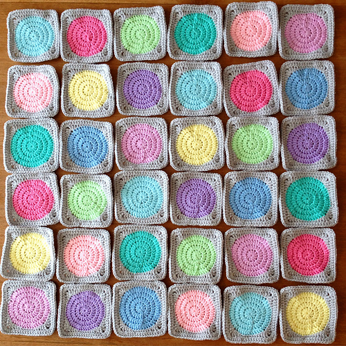 Ravelry: Circle-Square pattern by Abi Millard