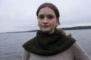 Ravelry: Blocks - Cowl pattern by Anna Oldenburg