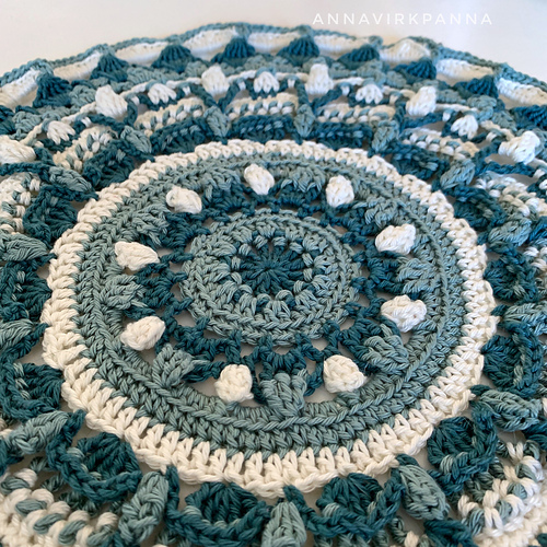 Ravelry: Cupcake mandala pattern by Anna Nilsson