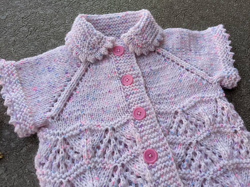 Ravelry: Baby Collar pattern by Annanitato Lolo