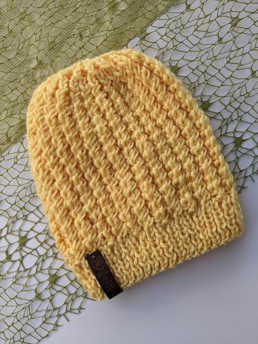 Ravelry: Flat Classic Beanie pattern by Annanitato Lolo