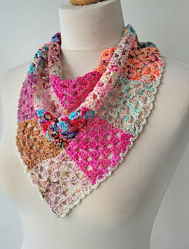 Ravelry: Patchwork Bandana pattern by Carmen Heffernan