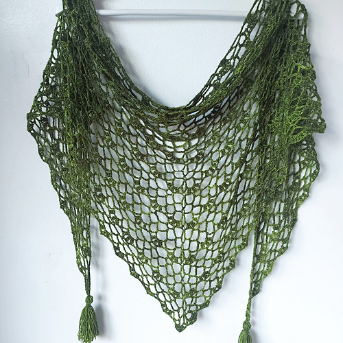 Ravelry: Green Olive pattern by Carmen Heffernan