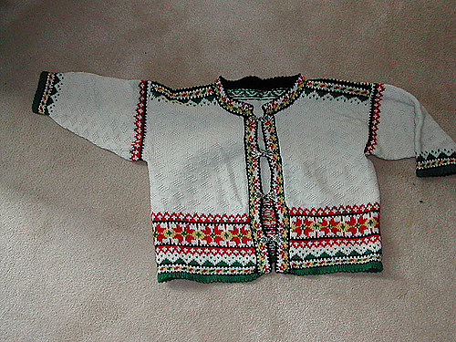 Ravelry: 10212 Dale Baby Set pattern by Kari Haugen