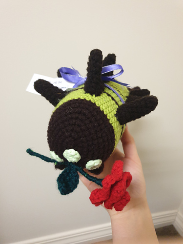 Ravelry: Hive Worm Destiny 2 pattern by Lee-Anne Morris