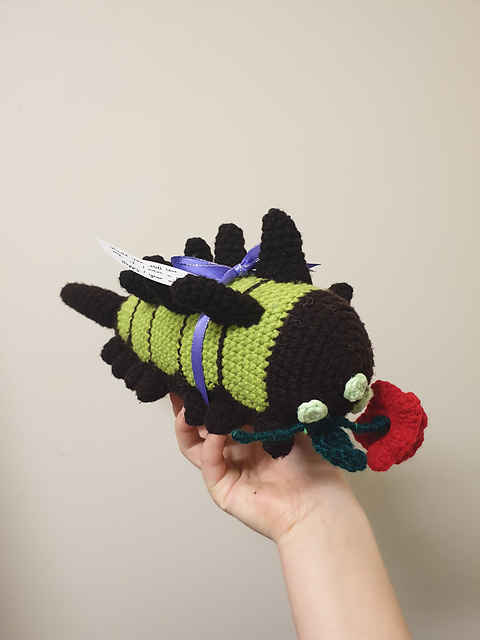 Ravelry: Hive Worm Destiny 2 pattern by Lee-Anne Morris