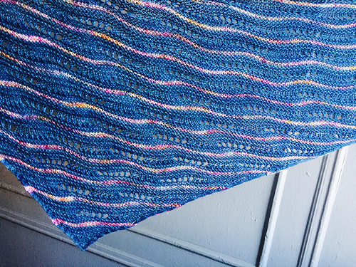 Ravelry: Drifting Waves pattern by Emily Lipa