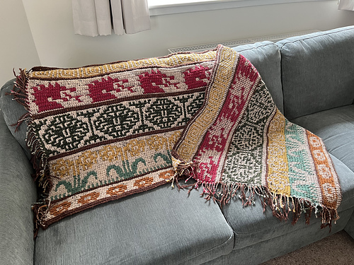 Ravelry: Wrapped in a Cwtch - A Welsh Hug pattern by Emma Lester-Smith