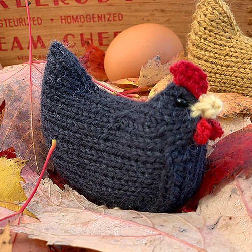 Ravelry: Pocket Hens pattern by Melissa Burke