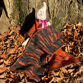 Ravelry: Going Batty Scarf pattern by Kate Blatchford