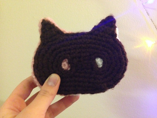Ravelry: Cookie Cat from Steven Universe pattern by Colleen Lunney