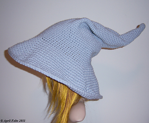 Ravelry: Grey Wizard Hat pattern by April Draven