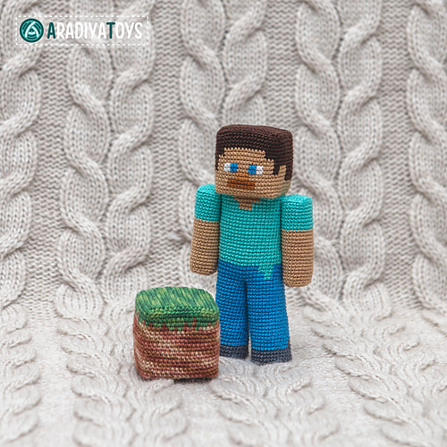 Ravelry: Steve from "Minecraft" pattern by Olka Novytska