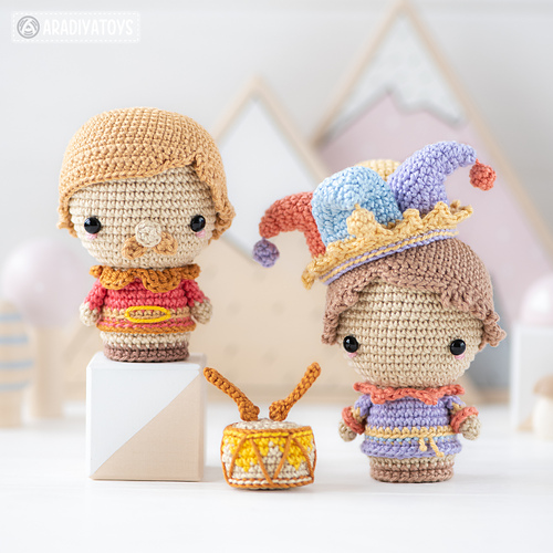 Ravelry: Royal Servants (Joker, Astronomer, Chef, Drummer) pattern by ...