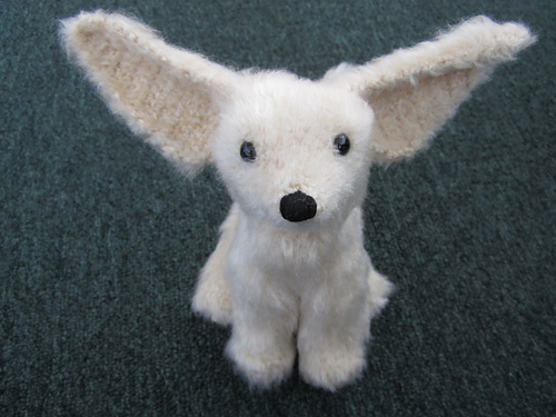 Ravelry: Fennec Fox pattern by Vivian Clotilde