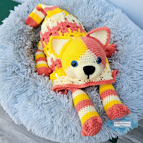 Ravelry: 3in1 Calico Cat Baby Blanket pattern by Crafting Happiness