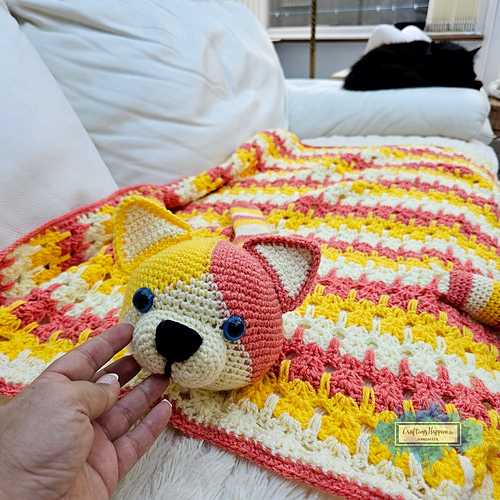 Ravelry: 3in1 Calico Cat Baby Blanket pattern by Crafting Happiness